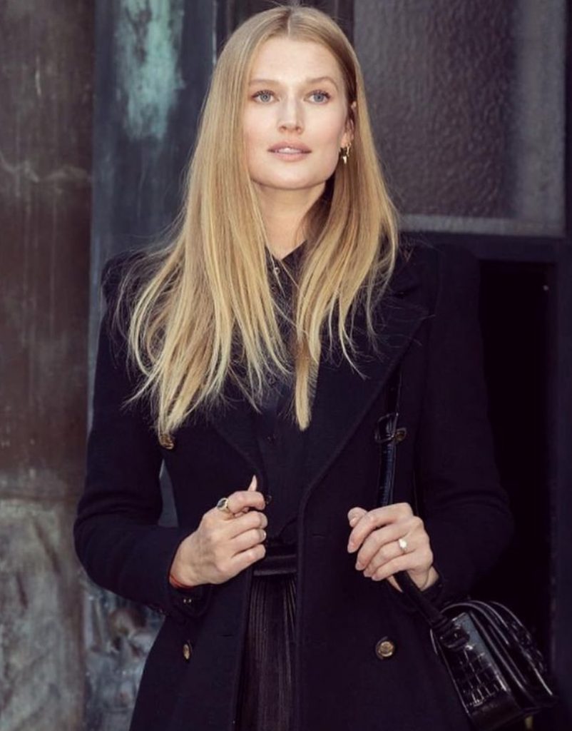Beautiful German Woman: Photo & Rating & Tips